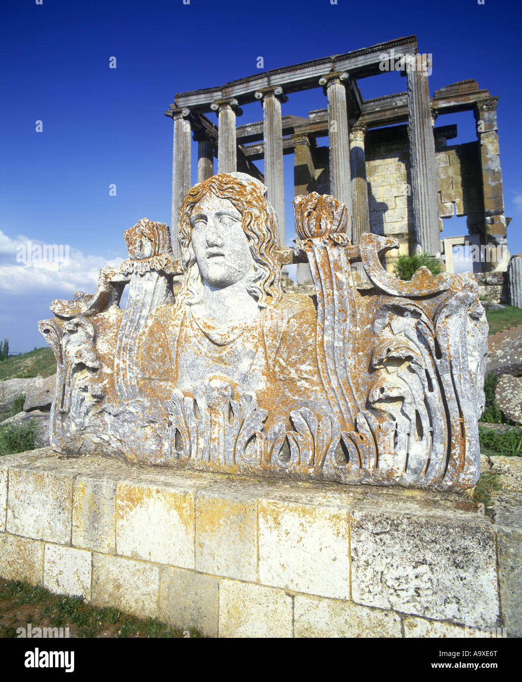 FACE OF MEDUSA TEMPLE OF ZEUS RUINS CAVDARHISAR AEZANI TURKEY Stock ...
