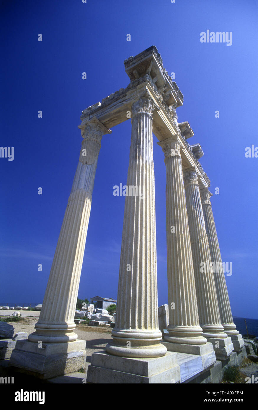 Side columns hi-res stock photography and images - Alamy
