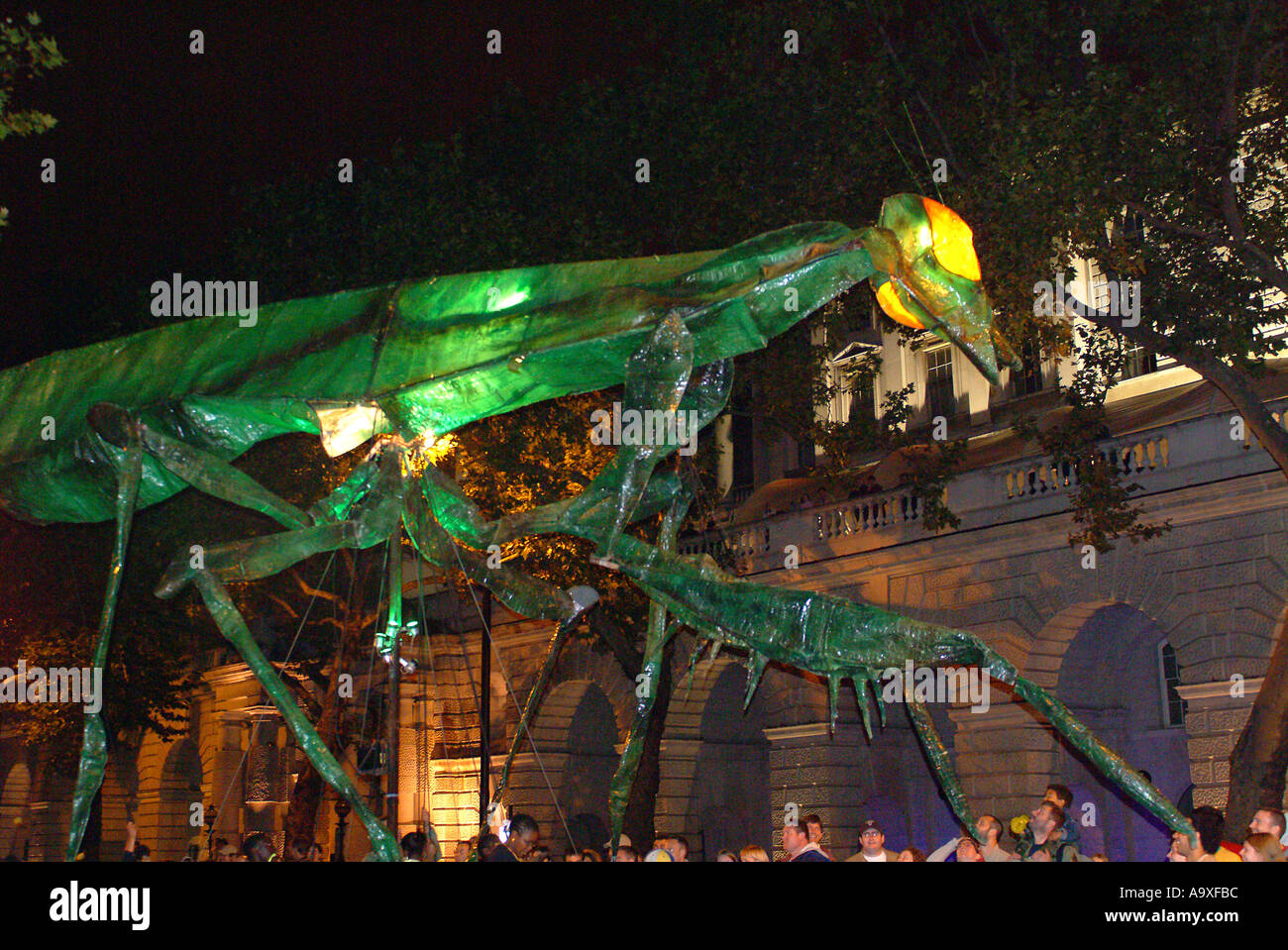 Powerful performer hi-res stock photography and images - Alamy