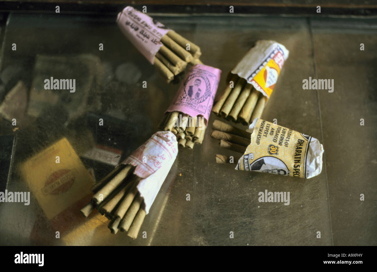 Bidi, indian tobaccos, India Stock Photo - Alamy