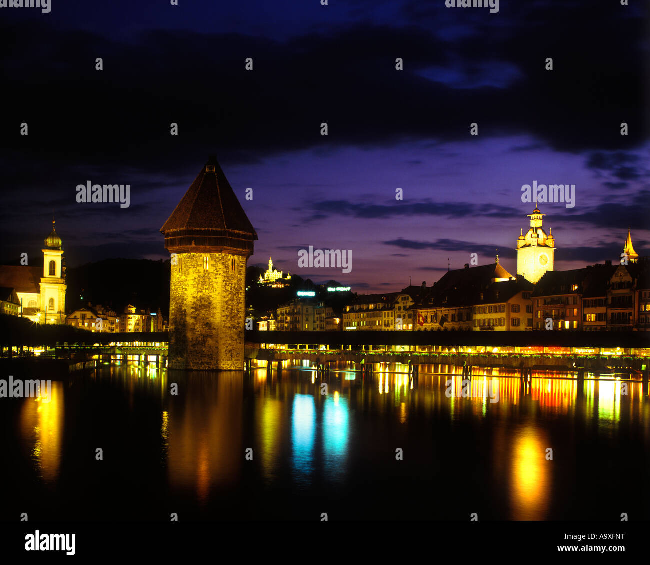 CHAPEL BRIDGE WATER TOWER LUCERNE SWITZERLAND Stock Photo - Alamy