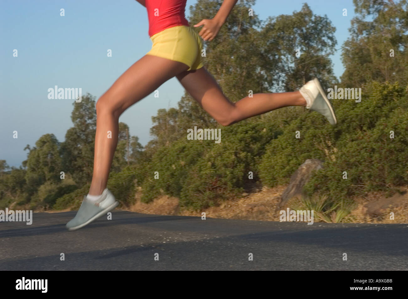 Legs of a running woman 20 30 years hi-res stock photography and images ...