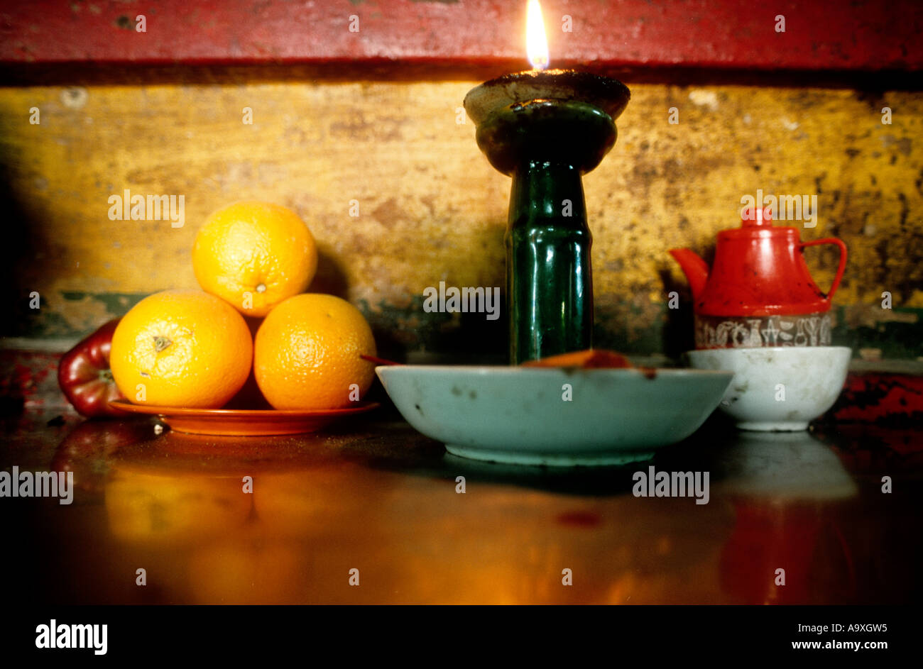 Chins kitchen hi-res stock photography and images - Alamy