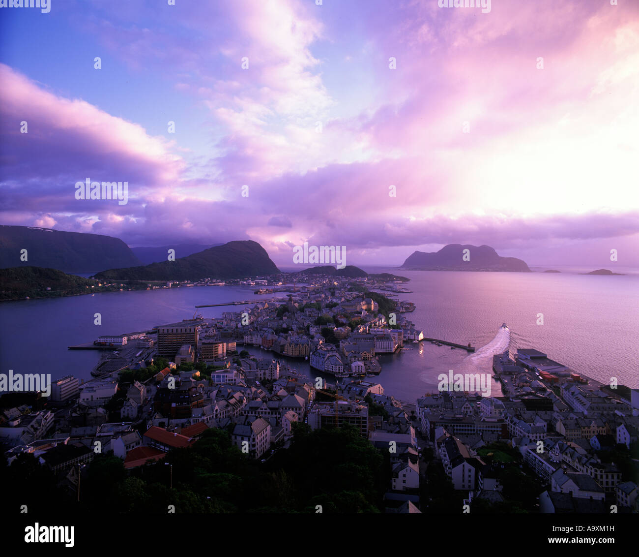 ALESUND HARBOUR ALESUND FROM MORE OG ROMSDAL MOUNTAIN NORWAY Stock ...