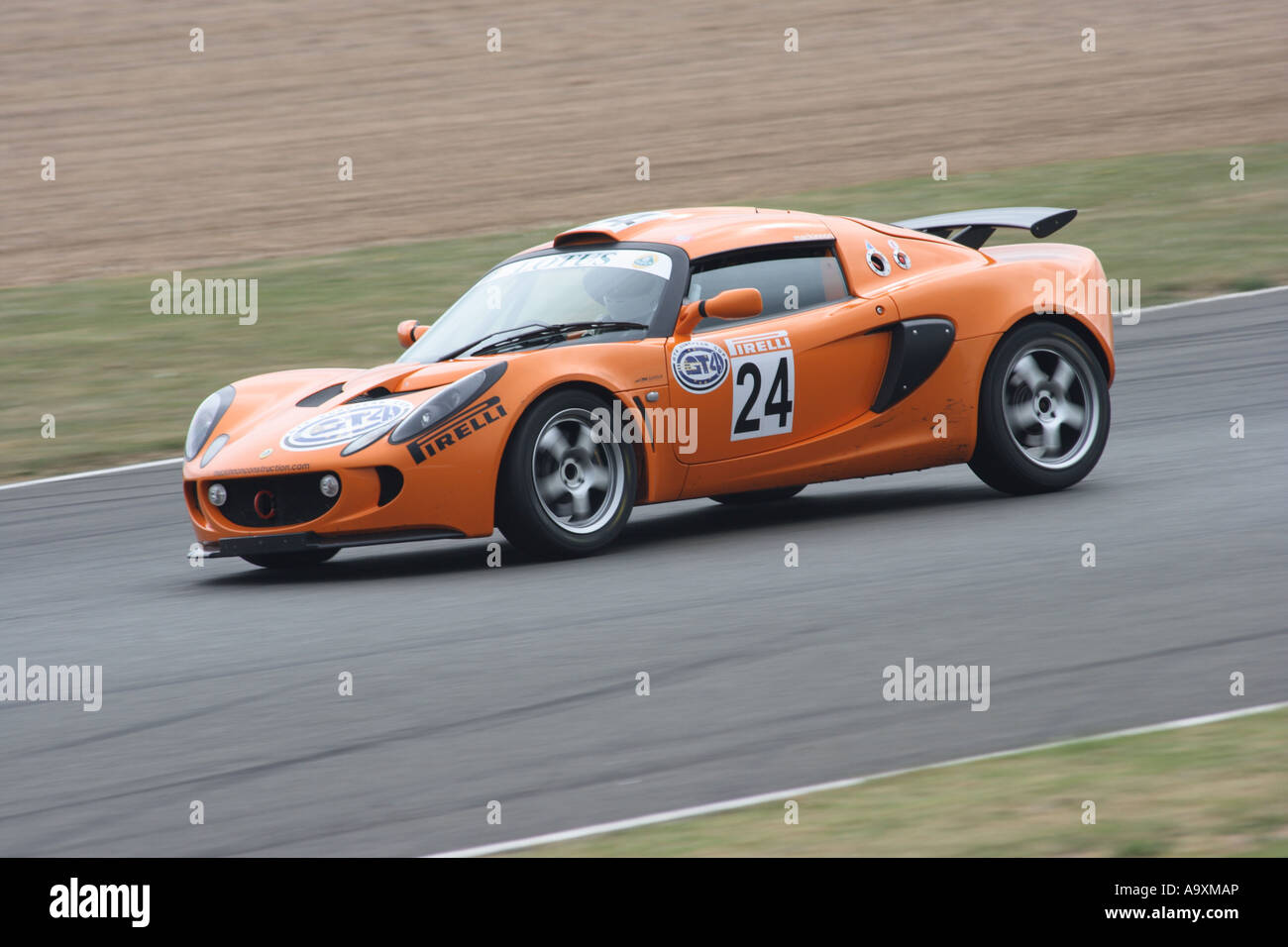 Lotus racing team hi-res stock photography and images - Alamy