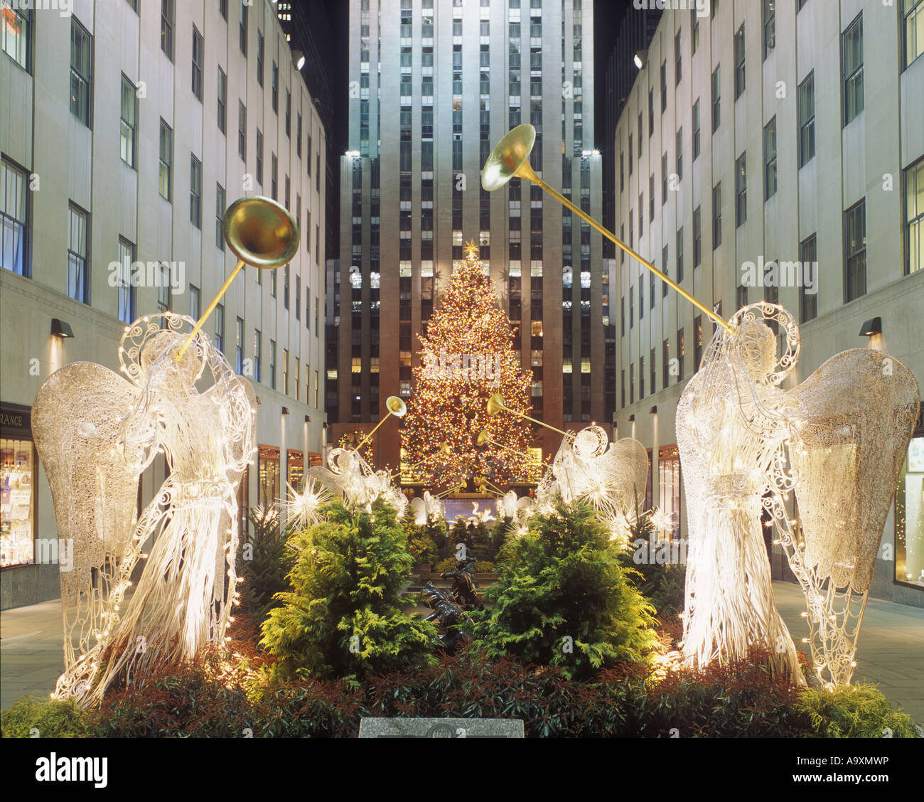 CHRISTMAS TREE ANGELS ROCKEFELLER CENTER (©RAYMOND HOOD 1939) FIFTH ...