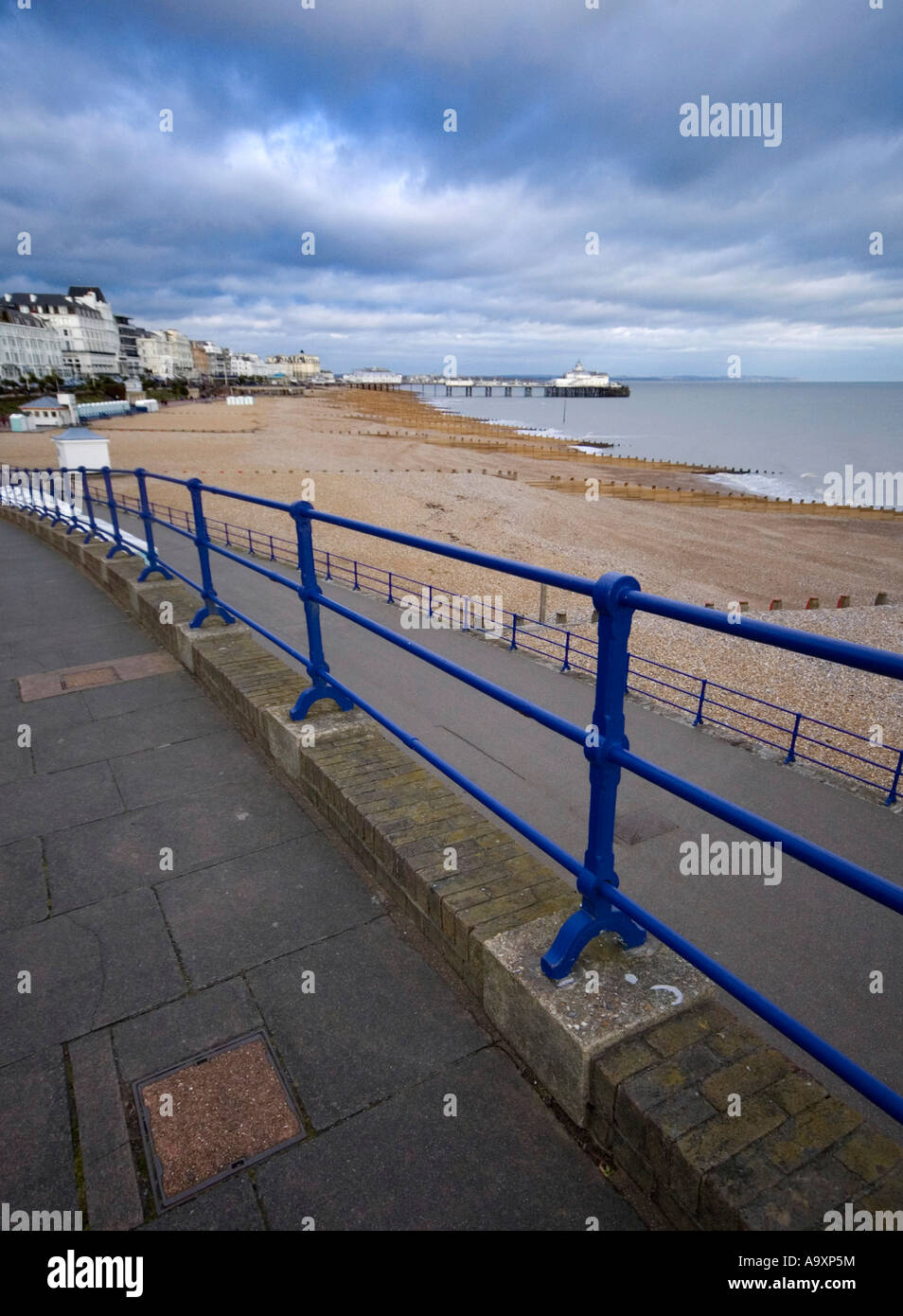 Victorian railing hi-res stock photography and images - Alamy