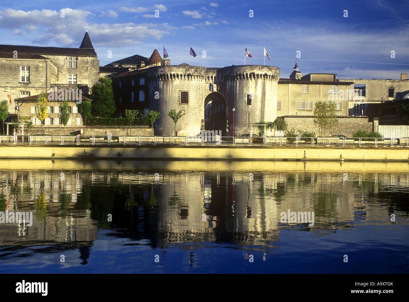 CHATEAU COGNAC RIVER CHARENTE COGNAC CHARENTE FRANCE Stock Photo - Alamy