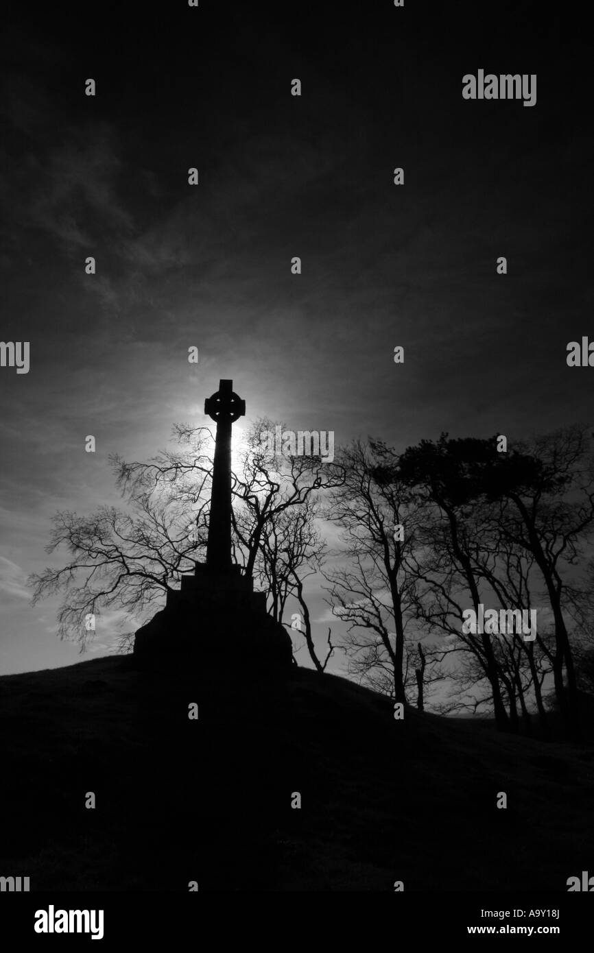 Silhouetted against backdrop Black and White Stock Photos & Images - Alamy