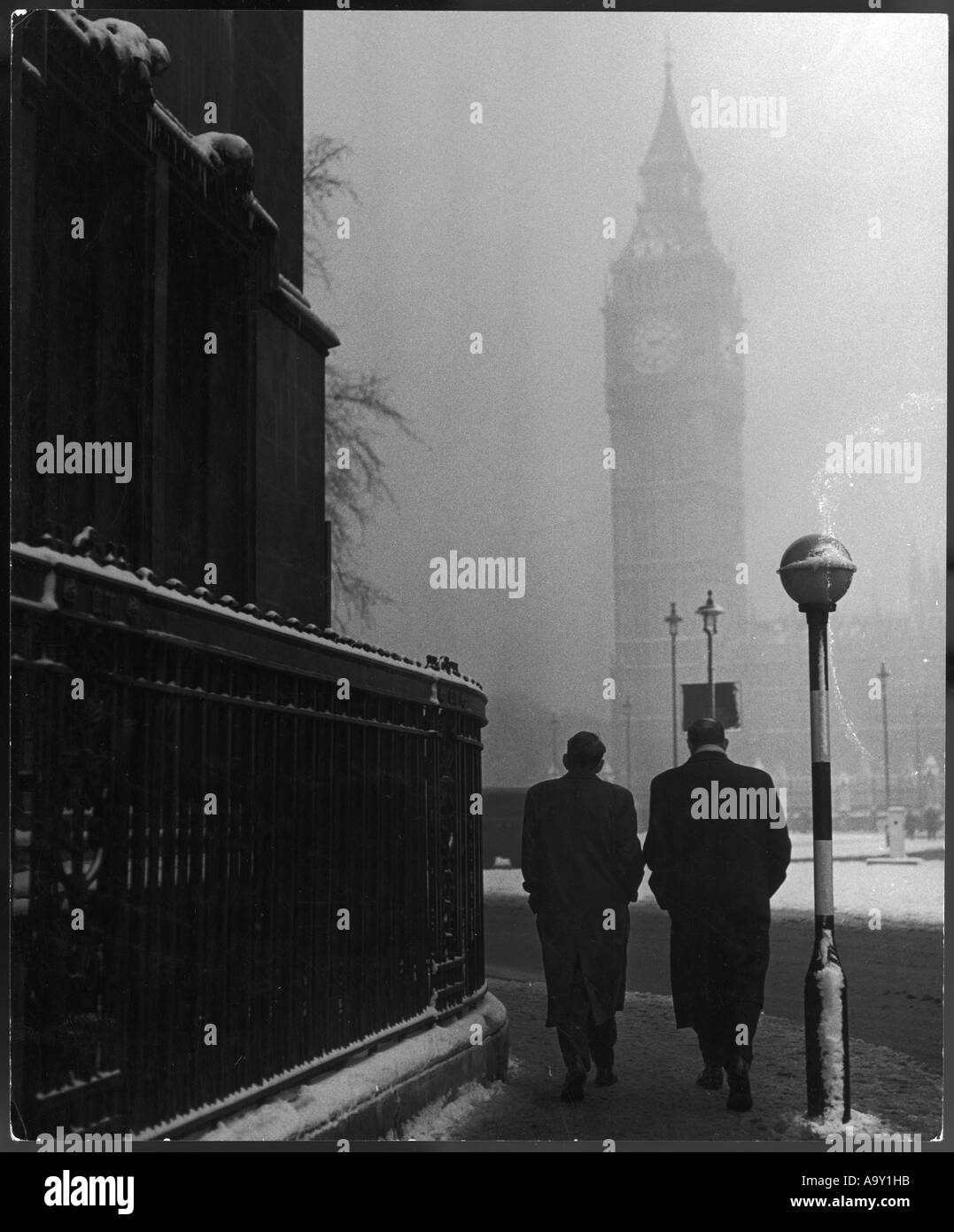 Smog london 1950s hi-res stock photography and images - Alamy