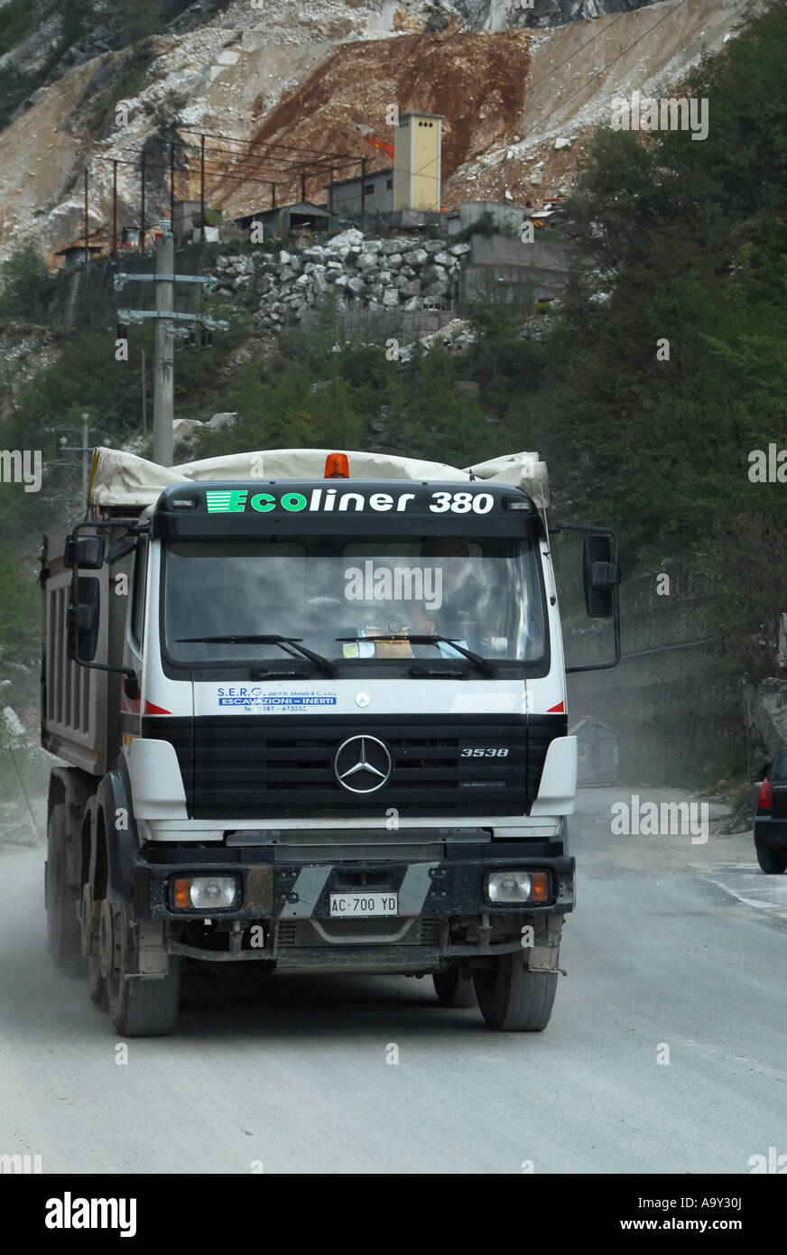 Transporting marble hi-res stock photography and images - Alamy