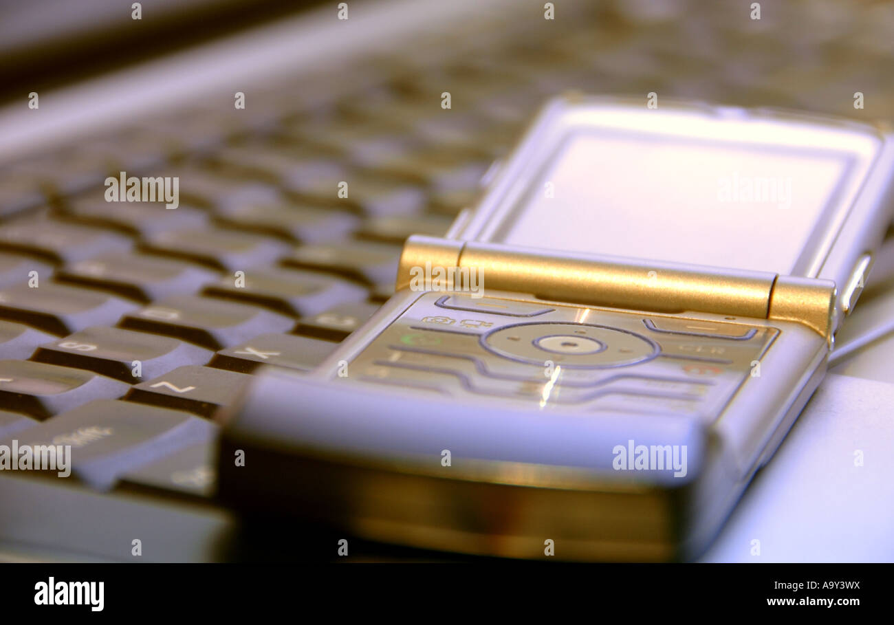 Computerized phones hi-res stock photography and images - Alamy