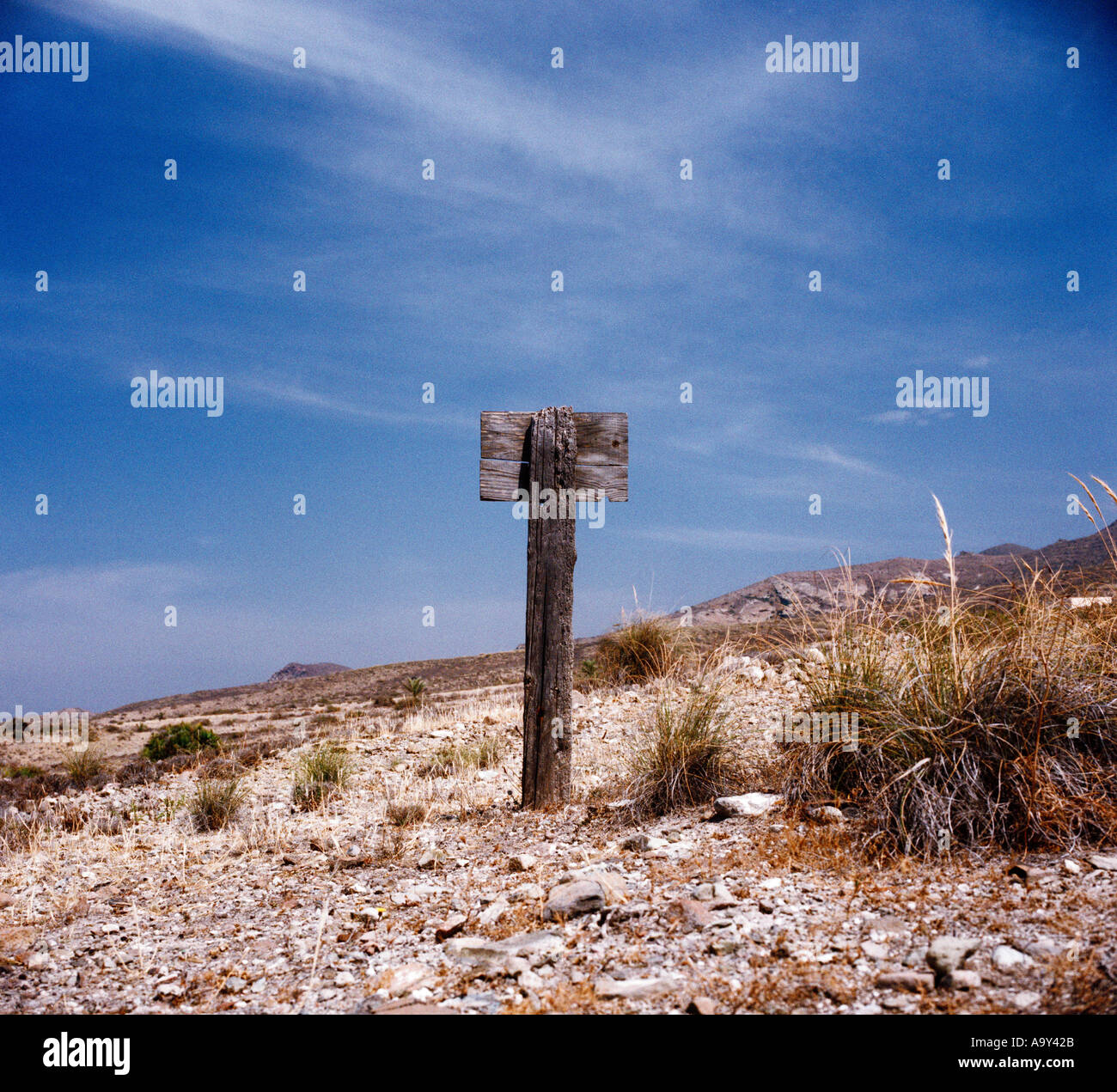 old sign post in middle of desert Stock Photo - Alamy