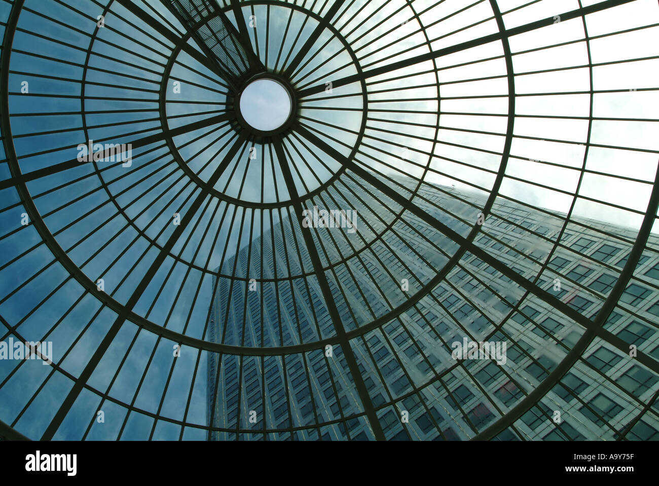 Number One Canada Square, Canary Wharf, London, UK Stock Photo - Alamy