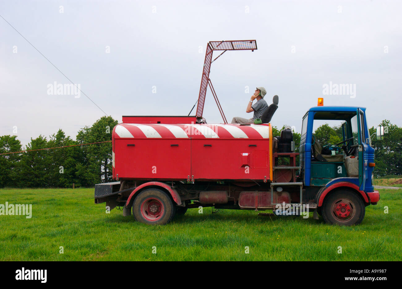 Glider winch launch hi-res stock photography and images - Alamy