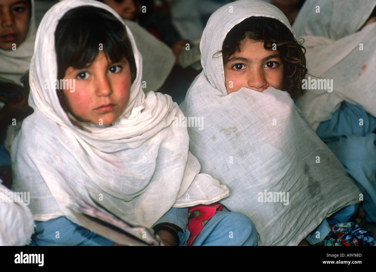 Peshawar pakistan refugee camp hi-res stock photography and images - Alamy