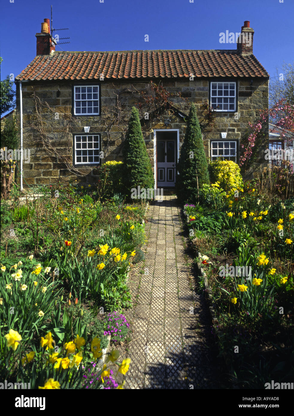 Yorkshire Country Cottage Kirby in Cleveland North Yorkshire England ...