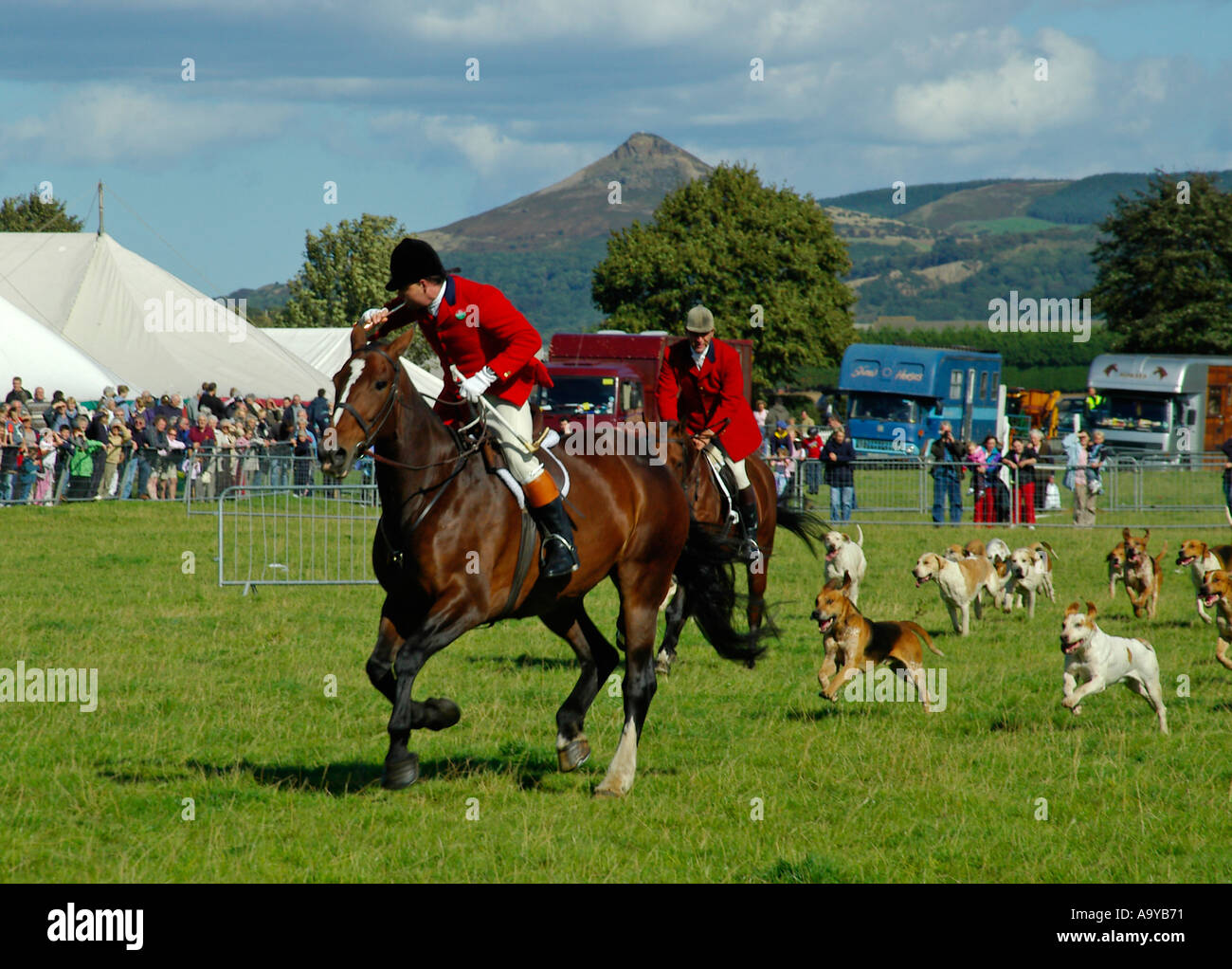 Cleveland hunt hi-res stock photography and images - Alamy
