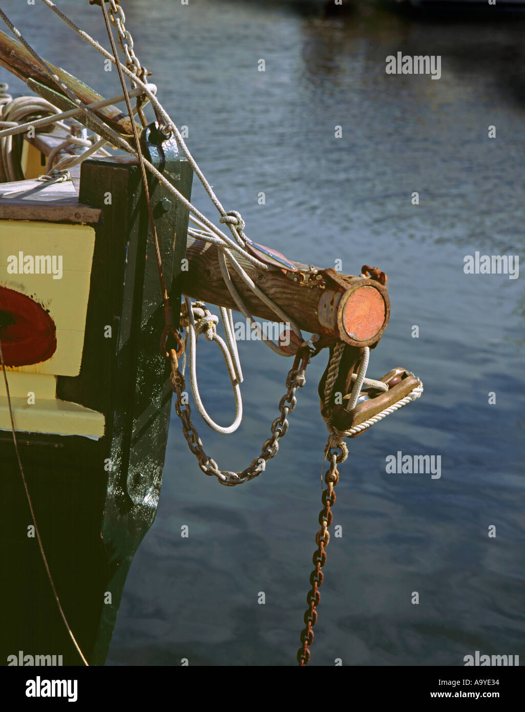 bow of old boat Stock Photo - Alamy