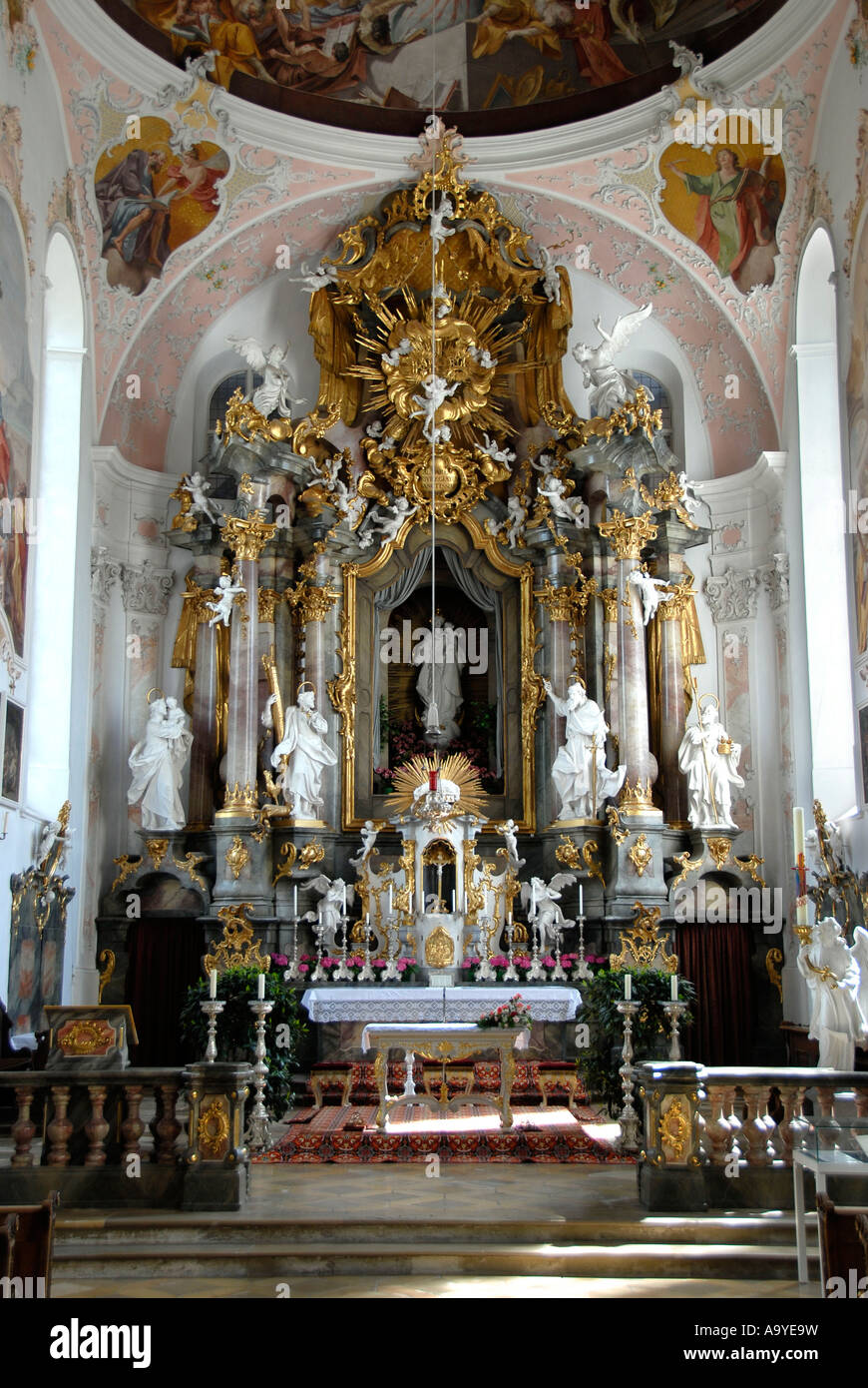 Altars st peter hi-res stock photography and images - Alamy