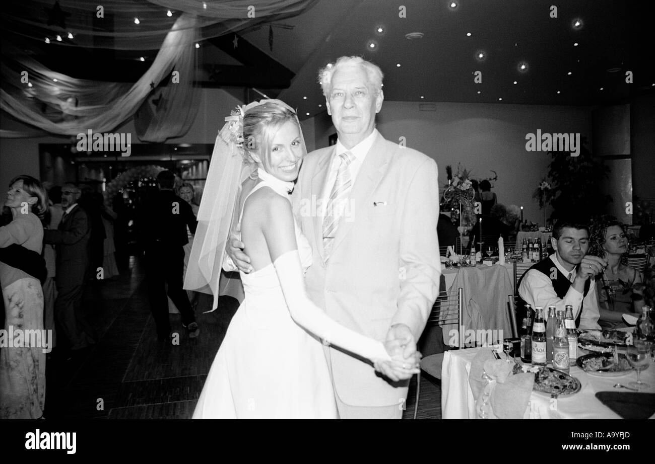 Father daughter wedding dance hi-res stock photography and images - Alamy