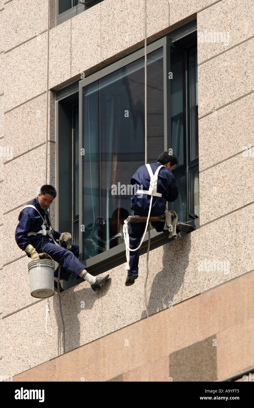 Dangle High Resolution Stock Photography and Images - Alamy