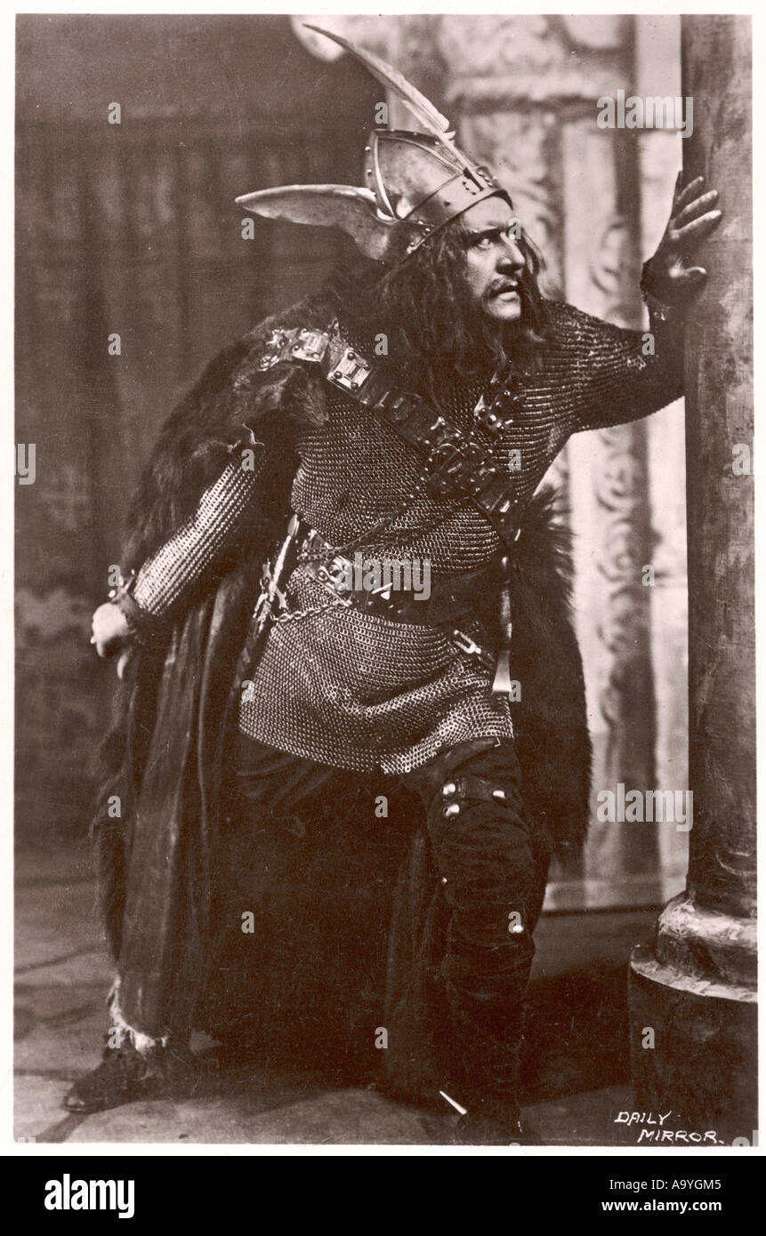 Theatre role hi-res stock photography and images - Alamy