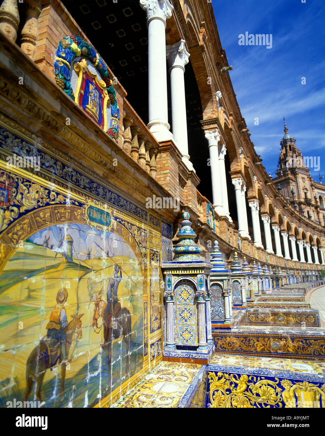MOSAIC TILES PROVINCIAL ALCOVES PLAZA DE ESPANA PARQUE MARIA LUISA ...