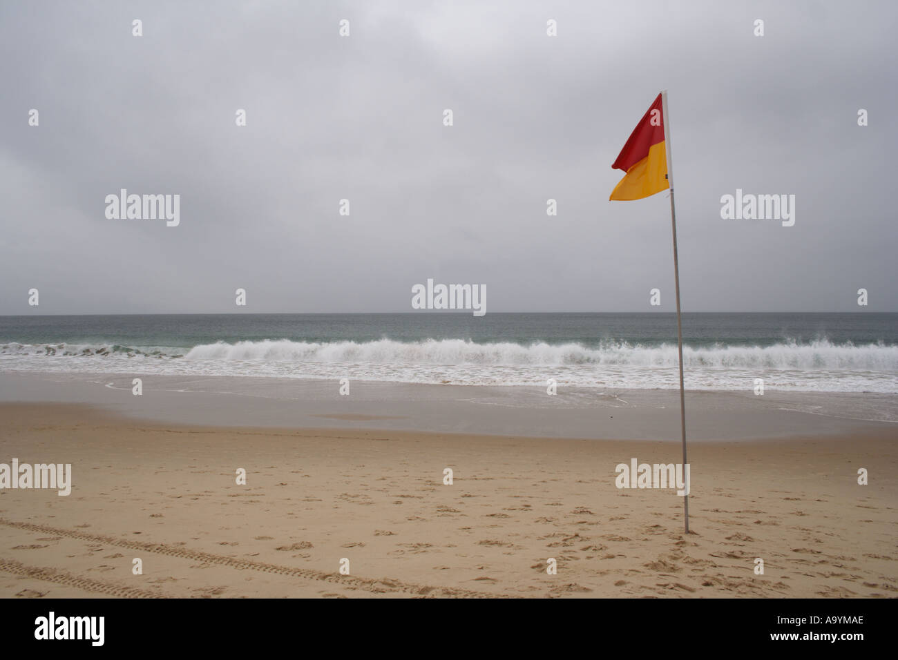 BEACH SAFETY FLAG MOOLOOLABA BEACH QUEENSLAND AUSTRALIA BAPD1618 Stock ...