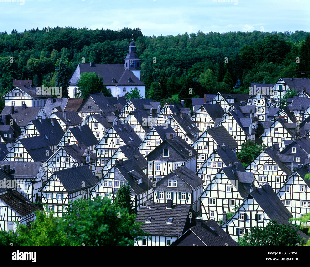 Freudenberg germany houses timber hi-res stock photography and images ...