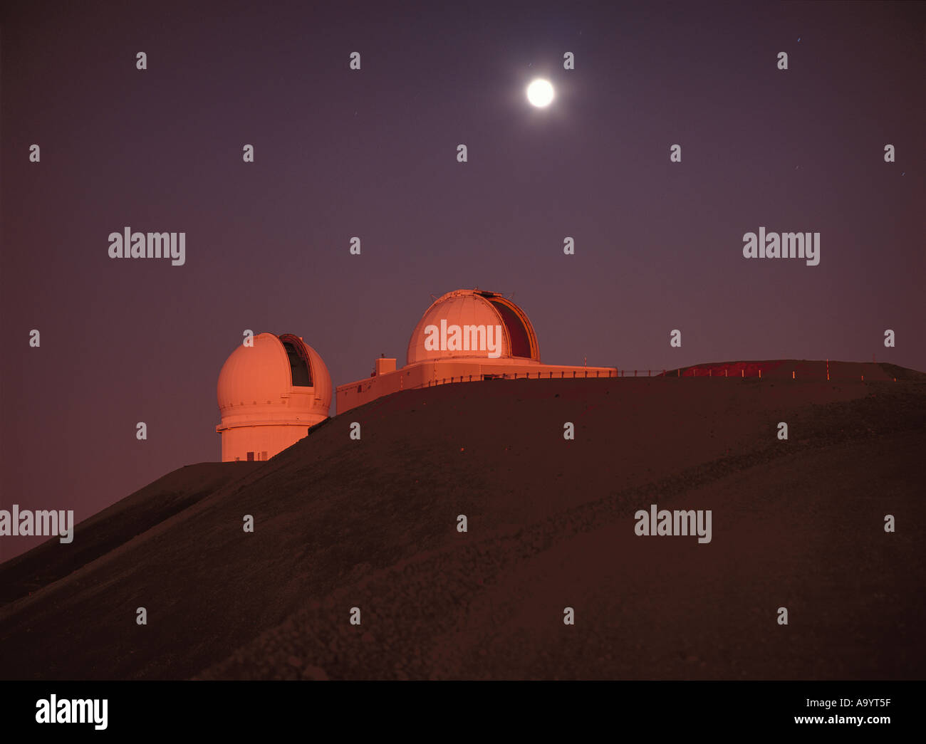 Full moon rising over the Canada France Hawaii Telescope and NASA ...