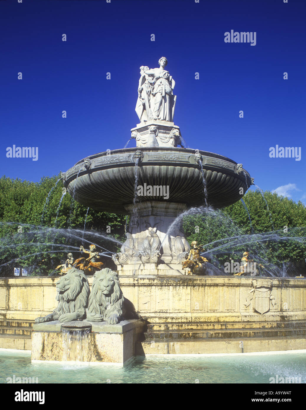ROTONDE FOUNTAIN AIX EN PROVENCE FRANCE Stock Photo - Alamy