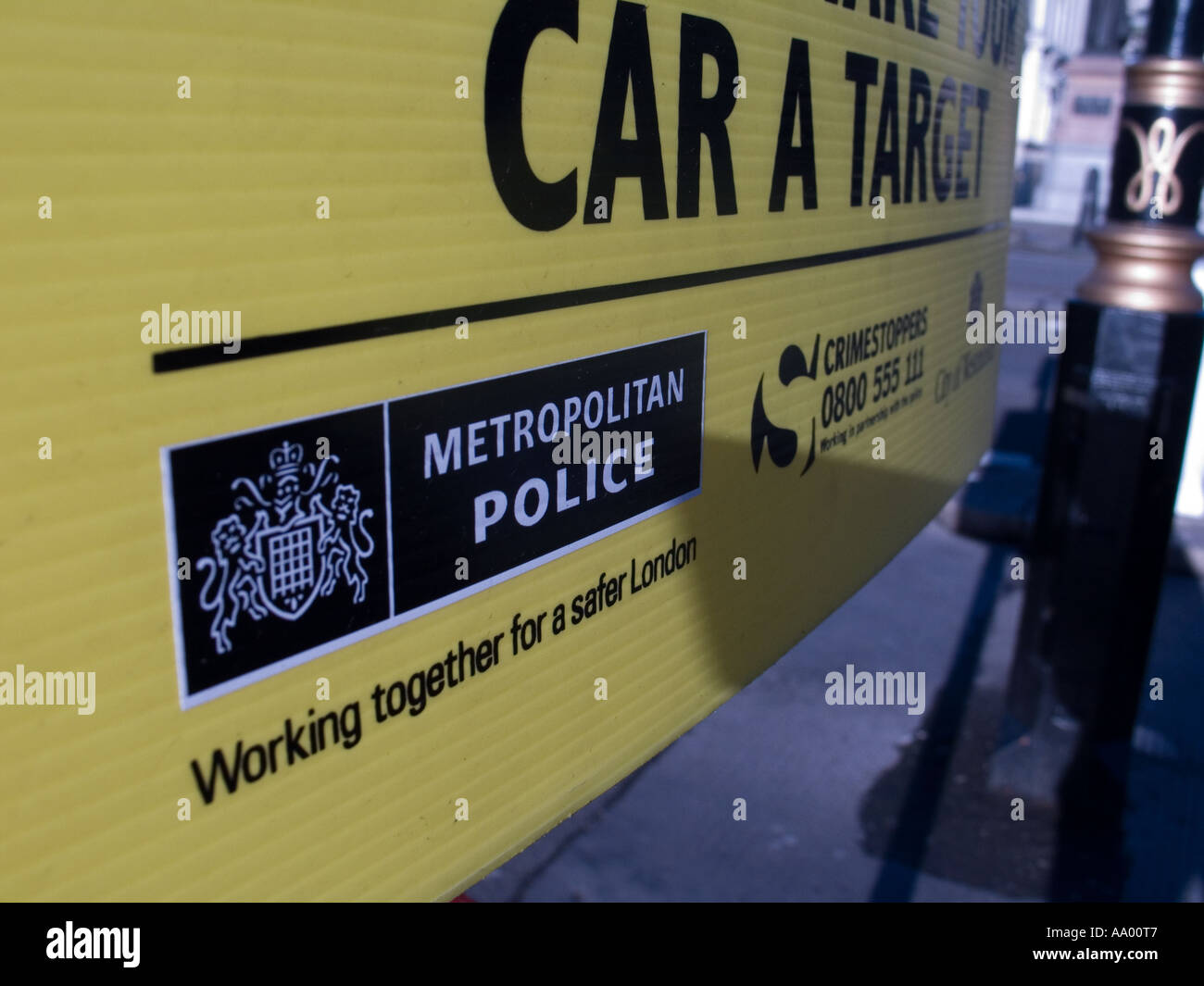 Metropolitan police sign Pall Mall Stock Photo - Alamy Metropolitan police sign Pall Mall Stock Photo - Alamy