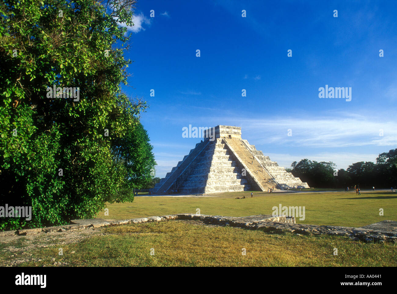 El Castillo pyramid at the Mayan ruins at Chichen Itza in Yucatan ...