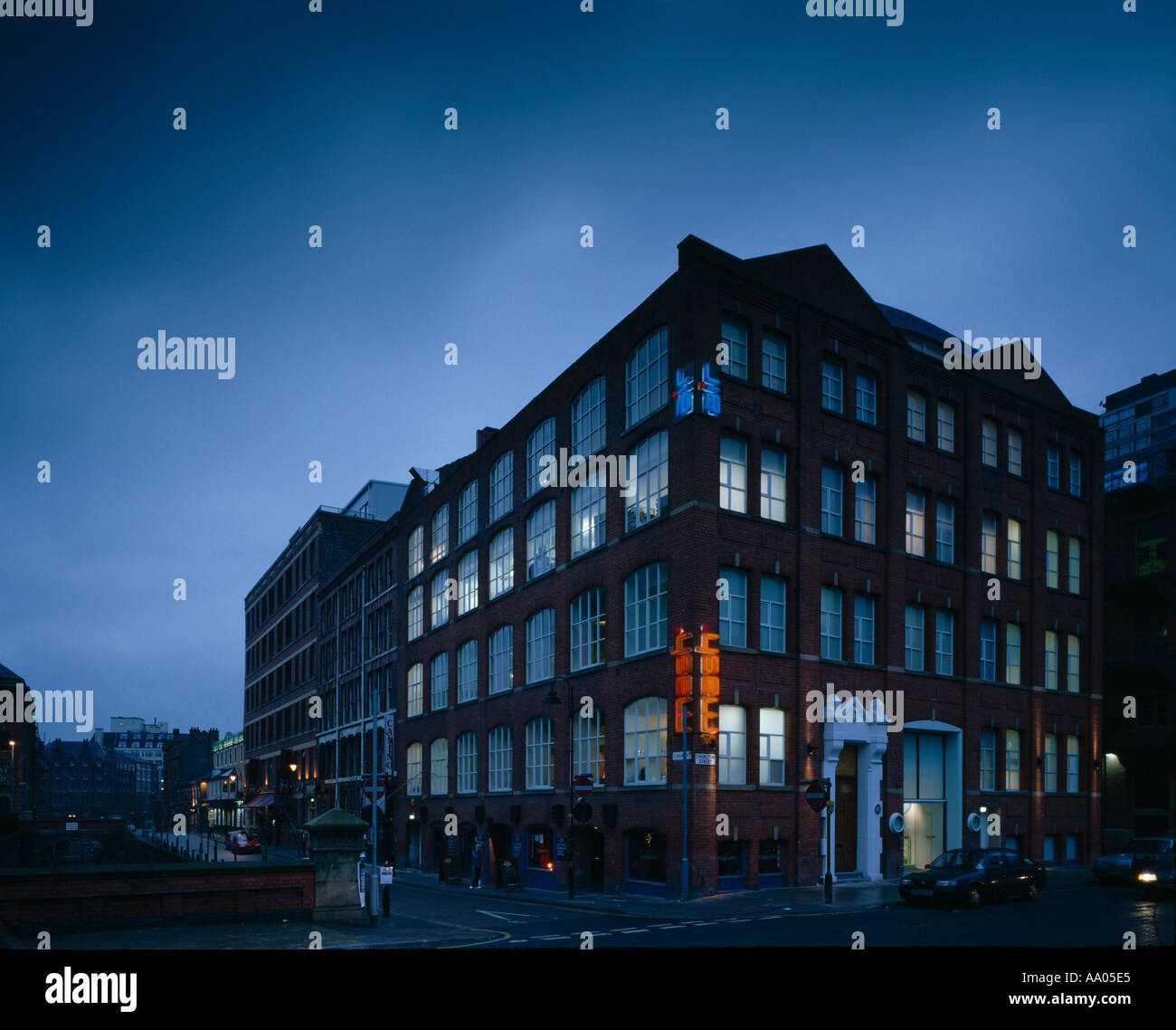 Manchester england 1990's hi-res stock photography and images - Alamy