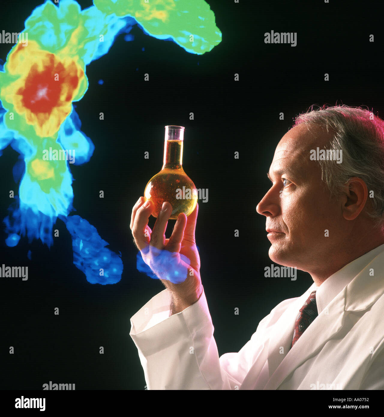 Specimen beaker hi-res stock photography and images - Alamy