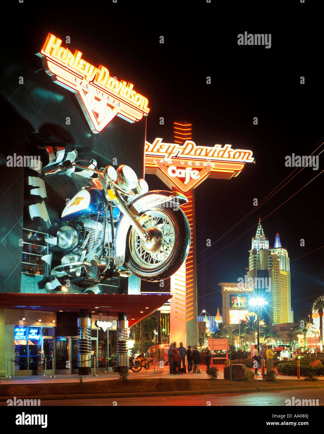 Giant harley davidson hi-res stock photography and images - Alamy