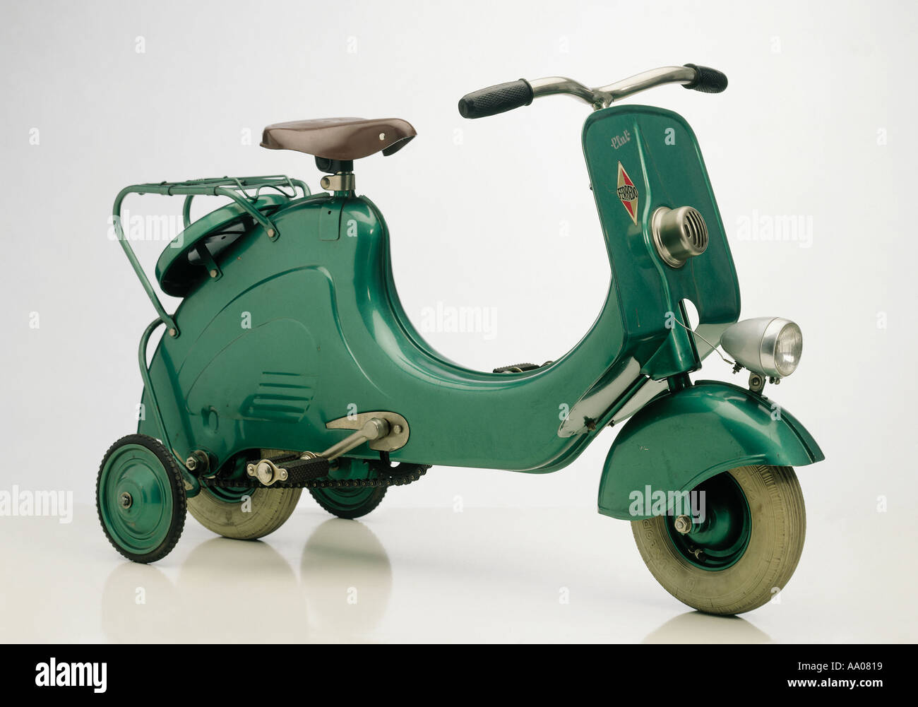 Trycicle hi-res stock photography and images - Alamy