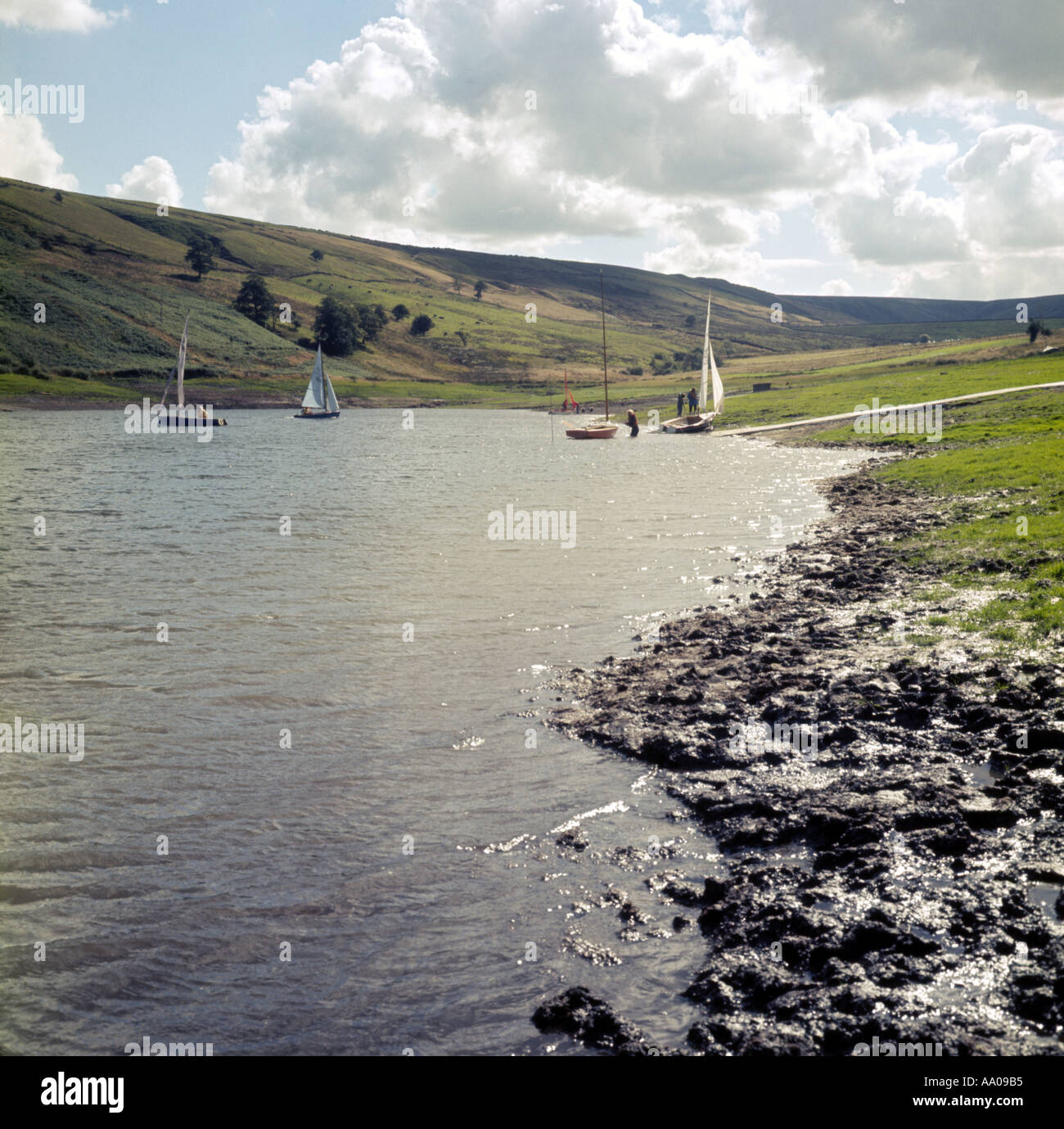 Scammonden dam hi-res stock photography and images - Alamy