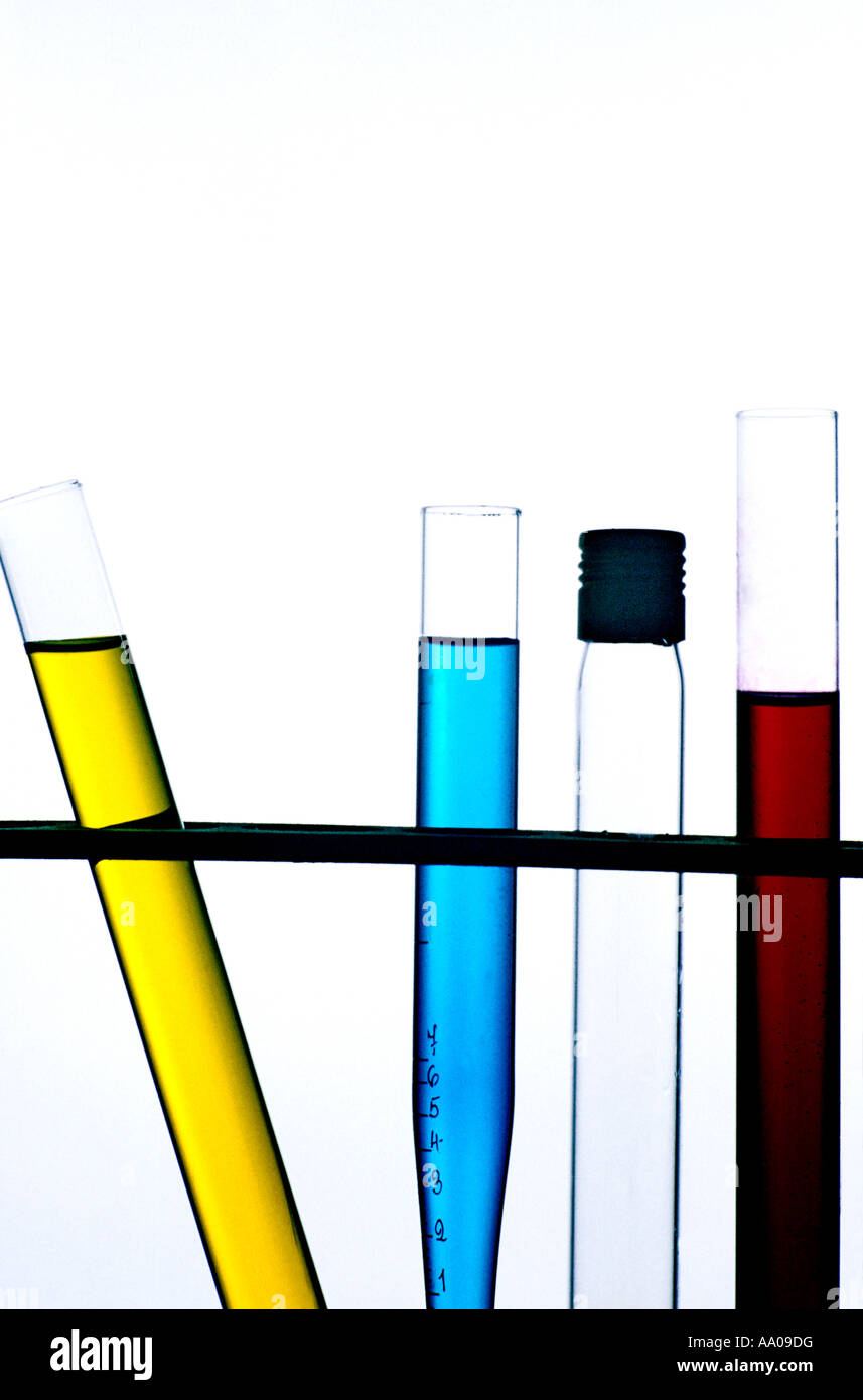 Coloured test tubes hi-res stock photography and images - Alamy