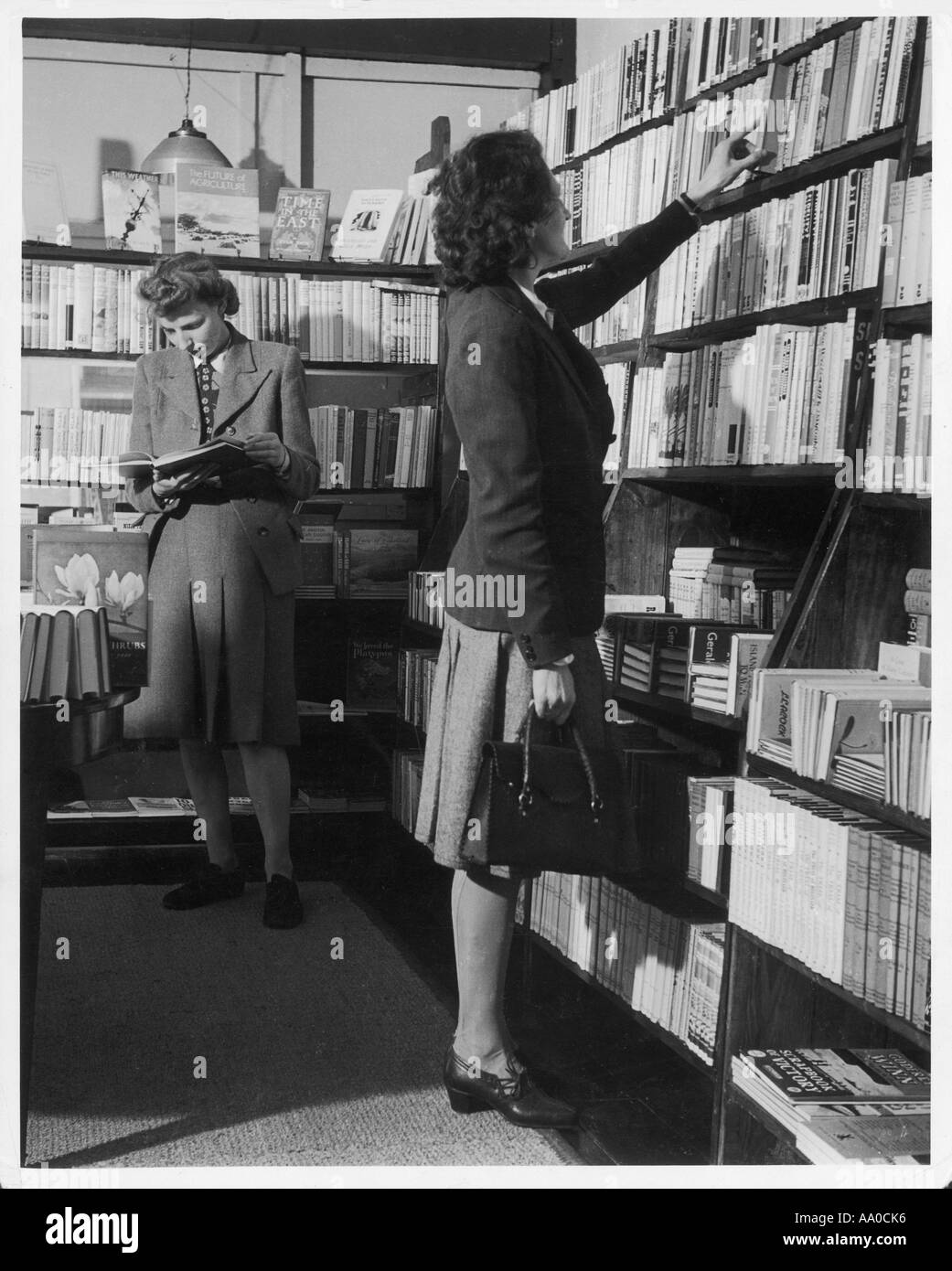 1940s shop Black and White Stock Photos & Images - Alamy