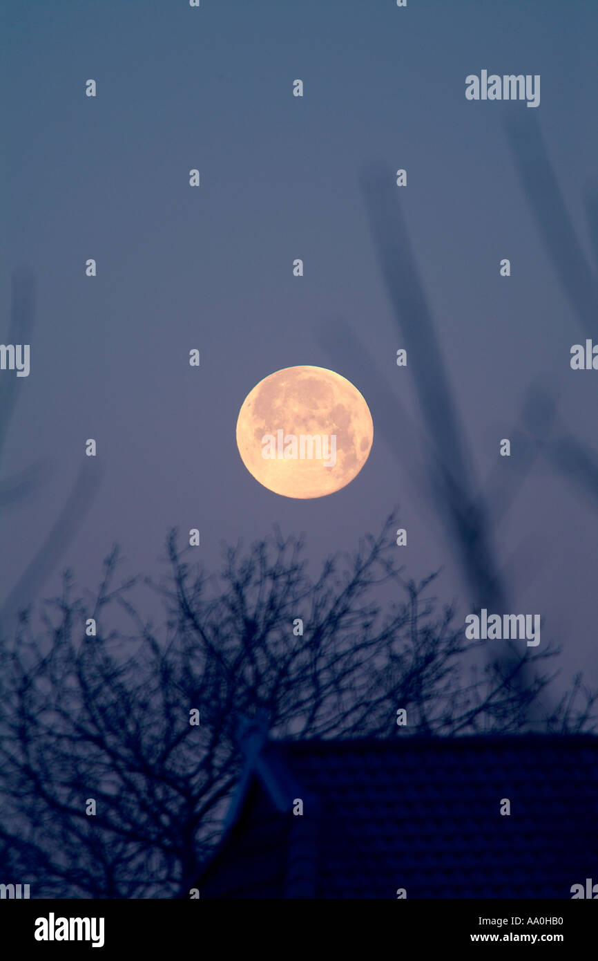 vollmond full moon Stock Photo - Alamy