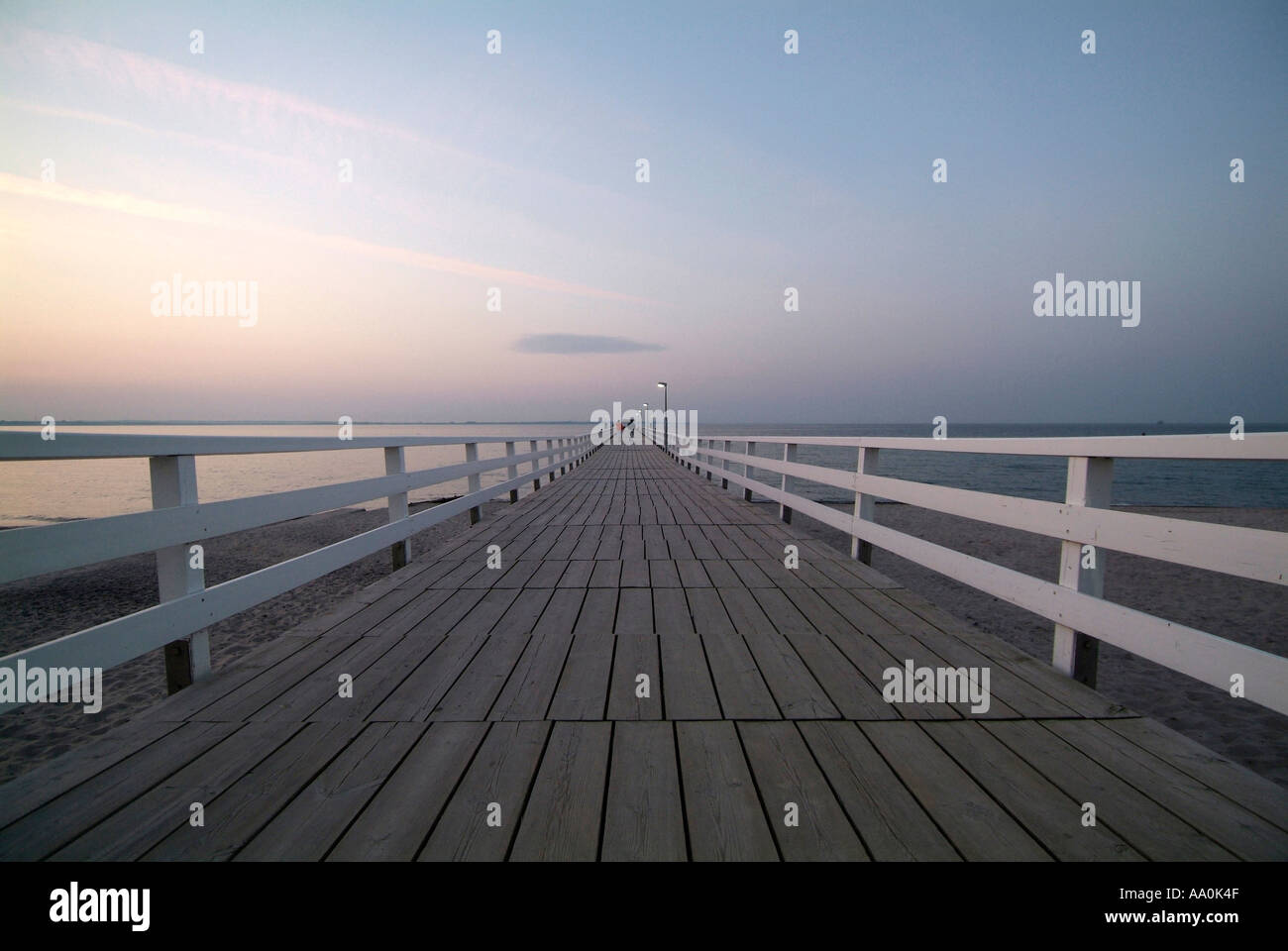 seabridge in niendorf ostsee lübecker bucht deutschland Stock Photo - Alamy