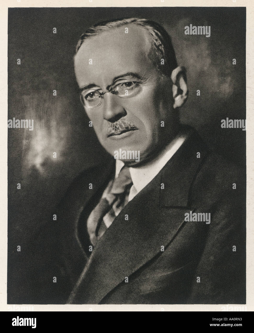 Russian linguist hi-res stock photography and images - Alamy