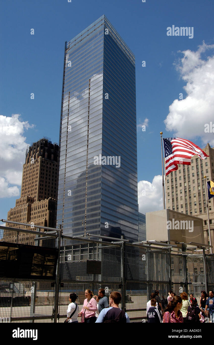 7 World Trade Center under construction next to Ground Zero Stock Photo ...