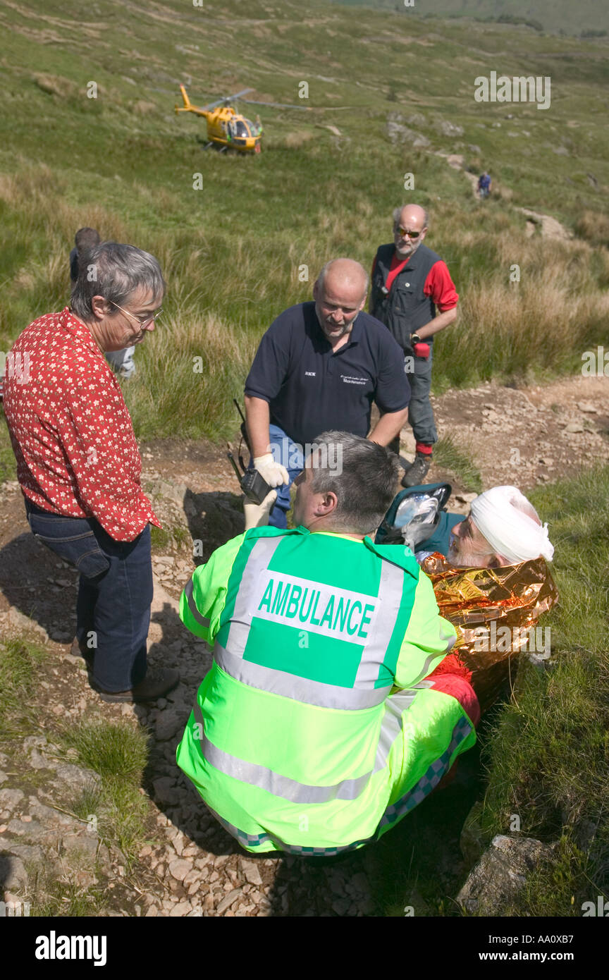 Mountain rescue team air ambulance hi-res stock photography and images ...
