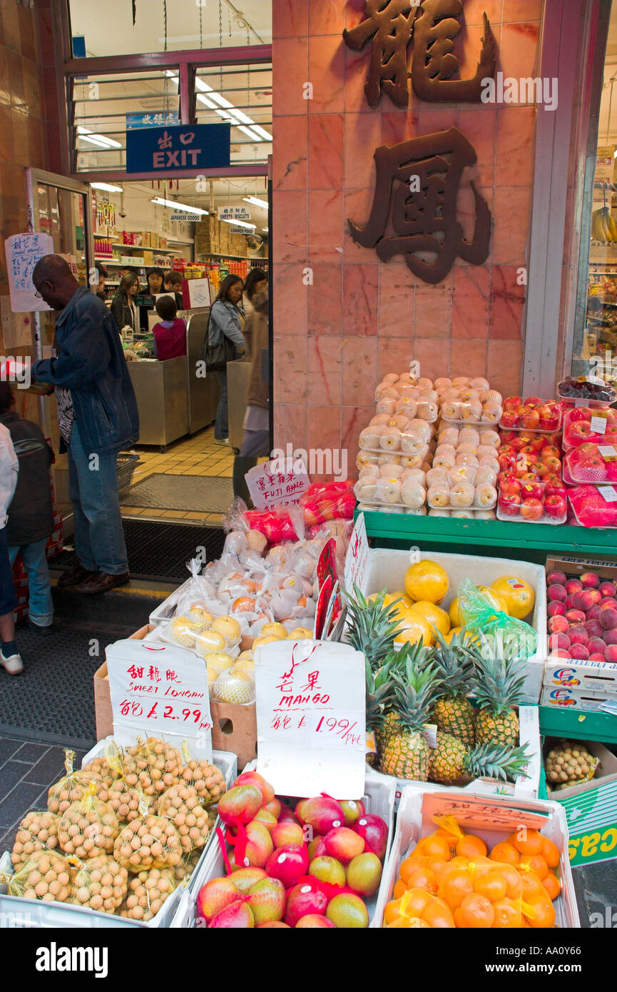 Grocery store shop with Chinese Food in Gerrard St Street Chinatown ...