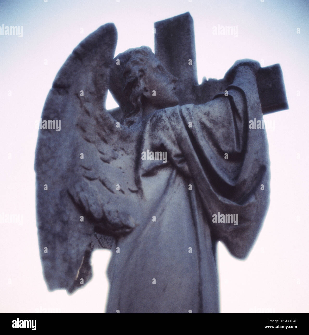 Victorian graveyard hi-res stock photography and images - Alamy