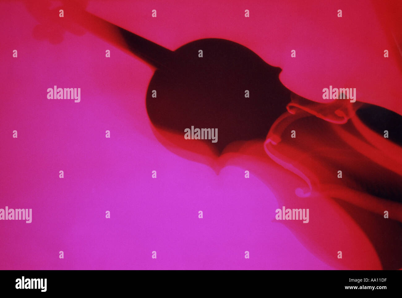 The red violin hi-res stock photography and images - Alamy