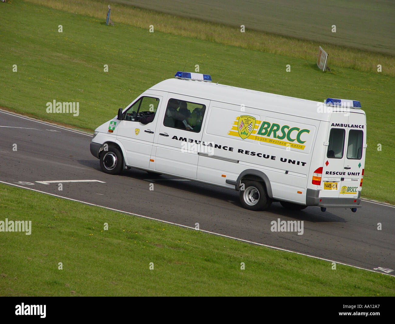 Motor racing ambulance hi-res stock photography and images - Alamy